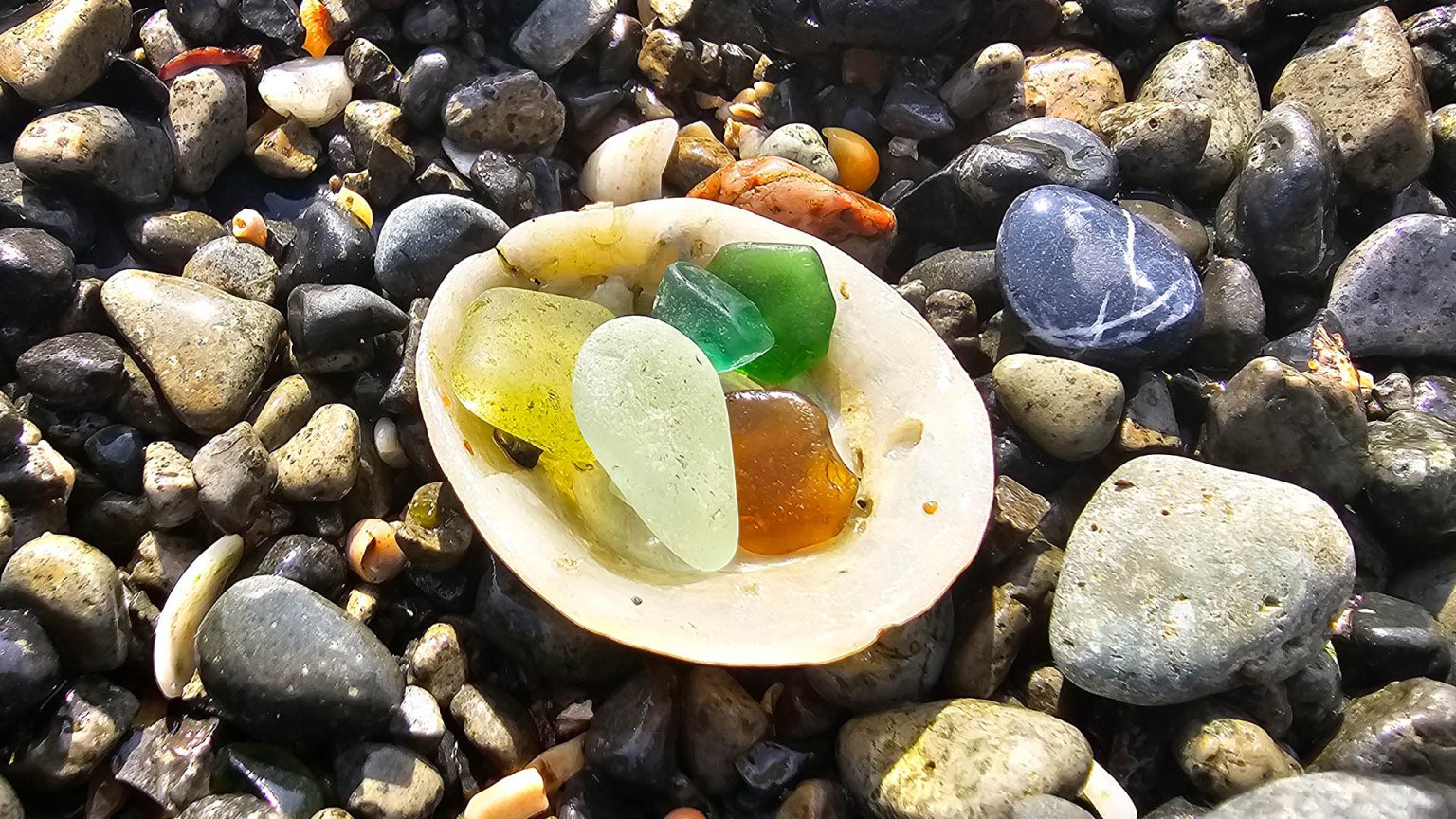 Polish & Frost Sea Glass with Rock Tumbler Guide
